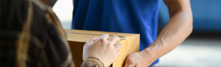 How couriers help automotive mechanics get tools and parts quickly